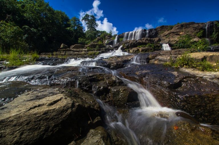 Pesona Air Terjun Ai Beling Sumbawa yang Bikin Enggan Berpaling ...