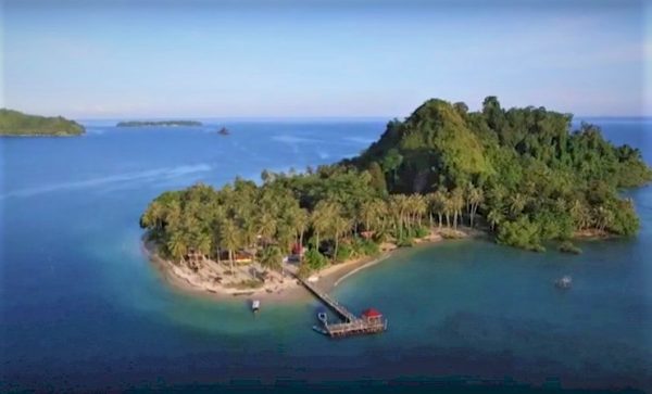 Yuk Liburan ke Pulau Pasumpahan, Panorama Alamnya Indah Banget ...