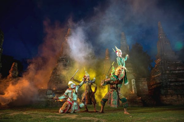 Taman Ismail Marzuki Gelar Teater 'Trilogi Chaos Kaki'