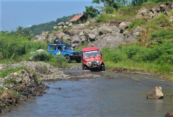 Rasakan Sensasi Serunya Wisata Offroad Merapi Jurang Jero Magelang ...