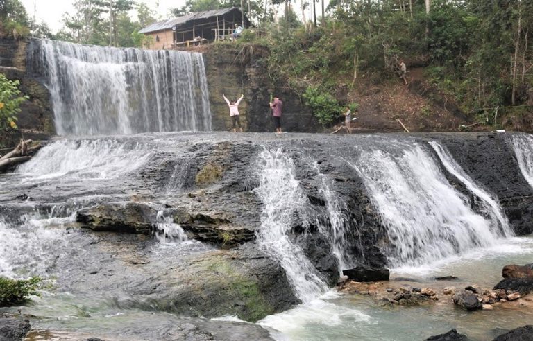 Healing ke Curup Selingsing Muara Enim yang Bikin Jiwa Adem - Turisian.com