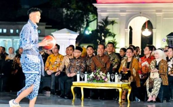 Gaya Batik dan Keindahan Seni Warisa di Istana Merdeka