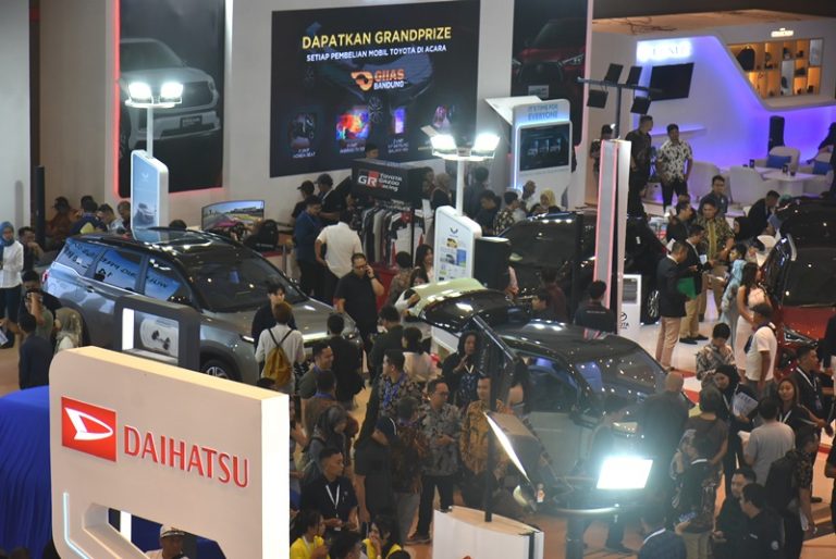 GIIAS Bandung 2023 Targetkan Transaksi Rp 1 Trilliun