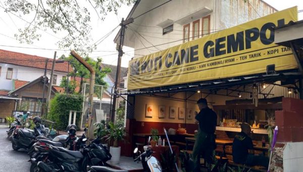 Kekayaan Kuliner di Jalan Gempol, Mengulik Gastronomi